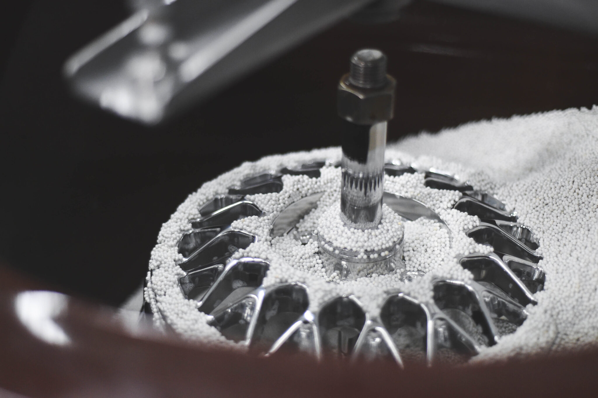 Ceramic Polishing: The Best Option - JB MAF Inc.